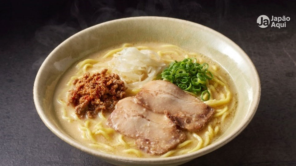 Lawson lança novo ramen sabor miso - Japão Aqui
